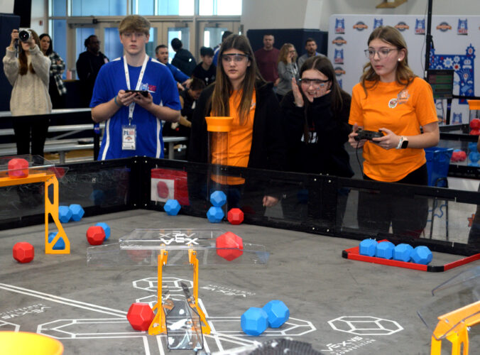 Slideshow and Video: Scenes From Day 1 Of Gateway To The West Robotics ...